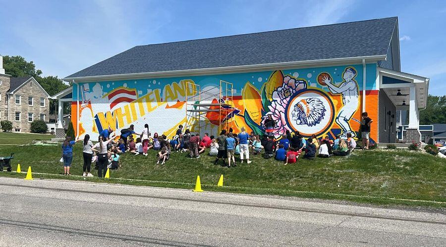 Whiteland 5th Graders Visit Mural